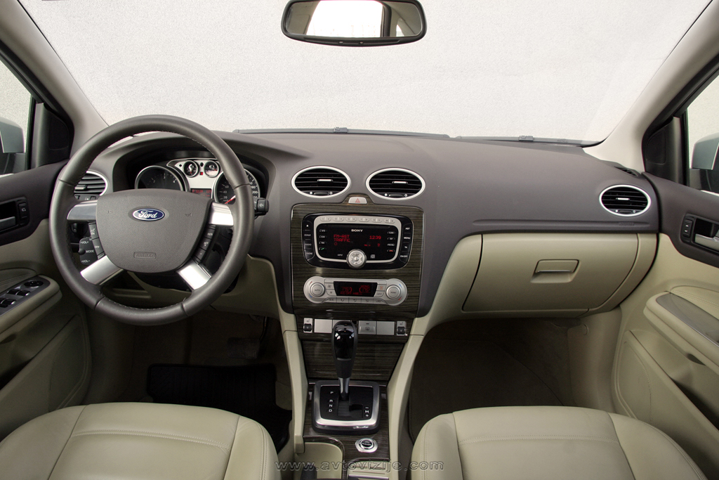 Ford focus 2,0 TDCi ghia powershift